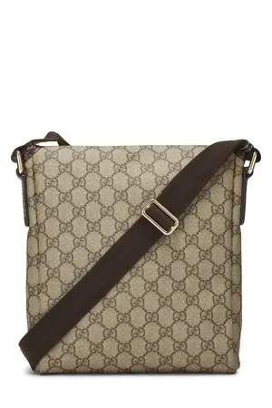 Gucci Gg Supreme Flap Messenger Bag