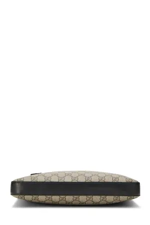 Gucci Gg Supreme Canvas Zip Pocket Flat Messenger Bag