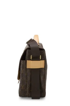 LOUIS VUITTON Monogram Broadway