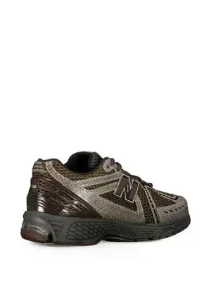 NEW BALANCE 1906r Sneakers