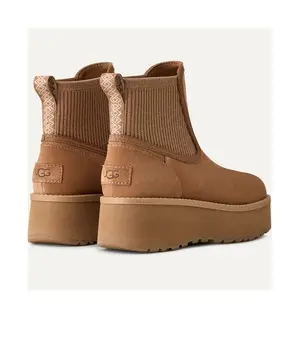 UGG Round-toed Ankle Boots