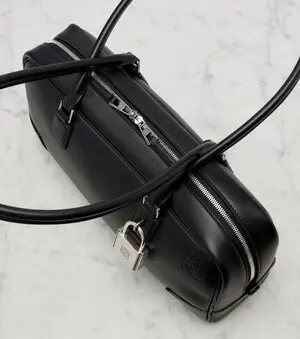 Loewe Amazona 31 Leather Shoulder Bag
