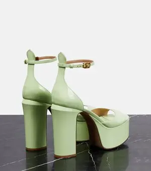 Valentino Garavani Vlogo Patent Leather Platform Sandals - Green