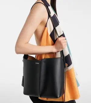 Loewe Bilbao Medium Leather Tote Bag - Black