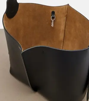 Loewe Bilbao Medium Leather Tote Bag - Black