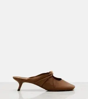 Loewe Pebble 45 Leather Mules - Brown