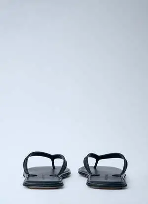 Bottega Veneta Matt Rubber Nappa Sandals - Black