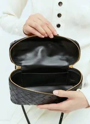 Bottega Veneta Intrecciato Leather Vanity Case - Black