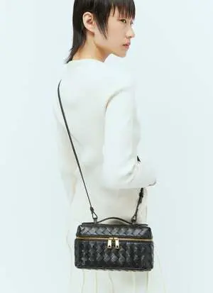 Bottega Veneta Intrecciato Leather Vanity Case - Black