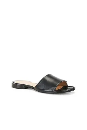 MAISON MARGIELA Tabi Flat Sandal