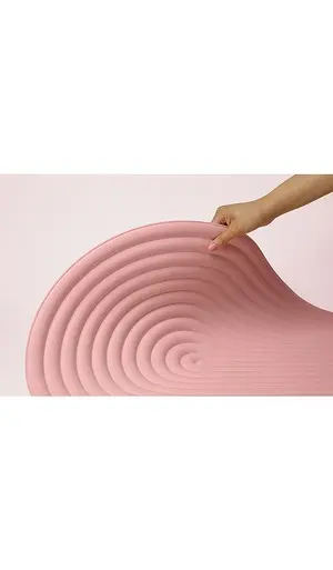 BALA The Plush Capsule Mat