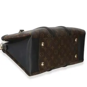 LOUIS VUITTON Monogram Canvas Soufflot Mm