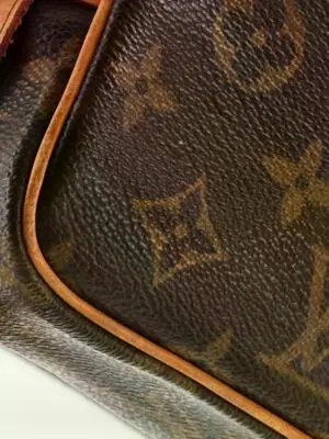 LOUIS VUITTON Pochette Marly Bandouliere Bag - Brown