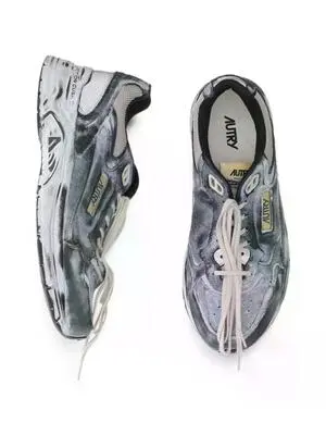 AUTRY Distressed Effect Panelled Sneakers
