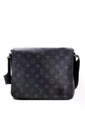 LOUIS VUITTON Monogram Eclipse Canvas Messenger Bag Pm - Black