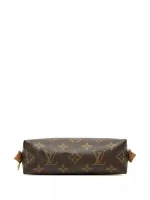 LOUIS VUITTON Monogram Cosmetic Pm Pouch