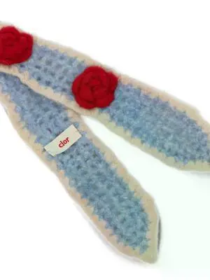ROCKFISH Rose-appliqué Crochet Scarf