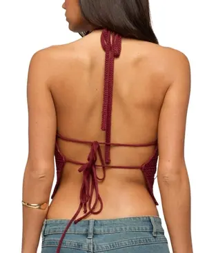 EDIKTED Backless Coastal Charm Crochet Top