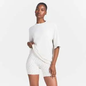 SKIMS Dri Fit™ Oversized T Shirt | White | | Nike Airy