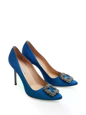 Manolo Blahnik Hangisi Crystal-buckle Pumps - Blue