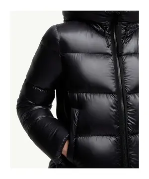 Moncler Serittes Hooded Short Down Jacket - Black
