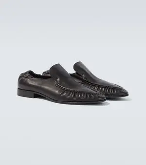 THE ROW Soft Two Leather Loafers - Black