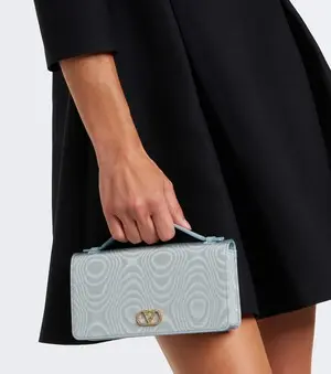 Valentino Garavani Vlogo Signature Mini Wallet On Chain