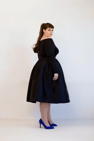 DEARCURVES Aga Circle Skirt