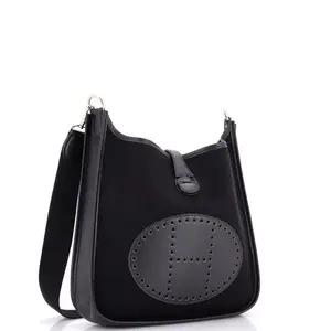 Hermès Evelyne Bag Gen I Toile And Leather Pm - Black