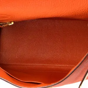 Hermès Kelly Handbag Clemence With Gold Hardware 28 - Orange