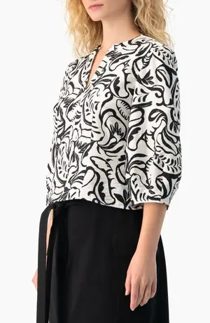 IVONNE Graphic Brushstroke Floral Woven V-neck Blouse
