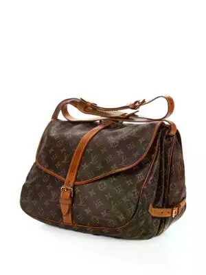 LOUIS VUITTON Gm Saumur Shoulder Bag