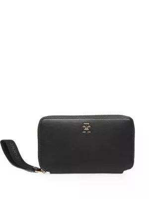 Tommy Hilfiger Logo-plaque Wristlet Compact Zip Wallet