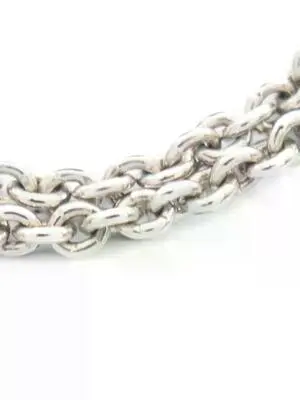 LOUIS VUITTON Essential V Necklace