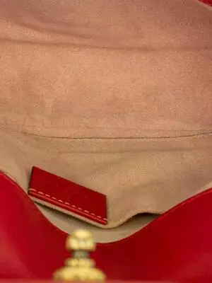 Gucci Small Gg Marmont Matelassé Calfskin Shoulder Bag - Red