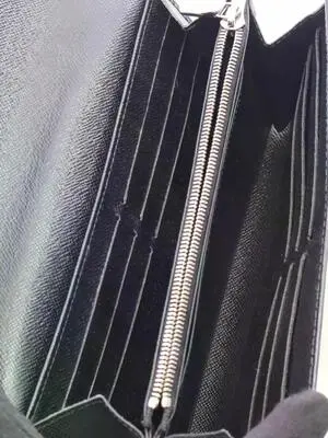 LOUIS VUITTON 2019 Epi Sara Wallet