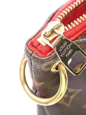 LOUIS VUITTON 2015 Pallas Monogram Handbag