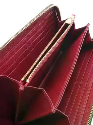 LOUIS VUITTON 2000s Zippy Wallet - Brown
