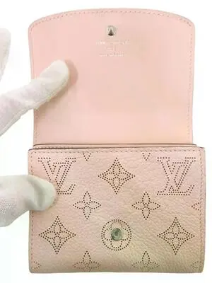 LOUIS VUITTON 2000-2026 Monogram Mahina Iris Compact Wallet Small Wallets