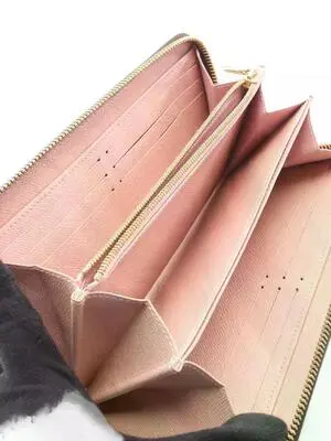 LOUIS VUITTON 2020 Zippy Wallet