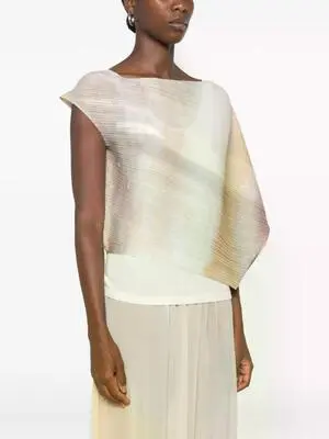 Issey Miyake Asymmetric-design Pleated Top