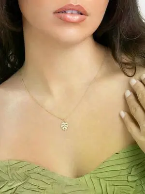 SYDNEY EVAN Monstera Leaf Diamond Necklace - Gold
