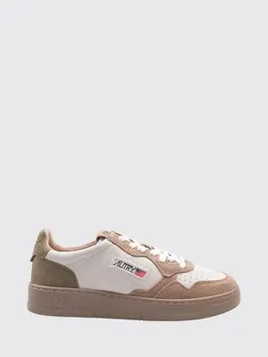 AUTRY Autry Medalist Low Trainers In Smooth Calfskin With Perforated Toe And Lace Up Detail Ocher