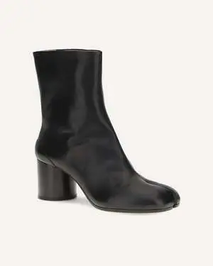 MAISON MARGIELA Tabi Ankle Boots