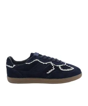ALOHAS Round-toe Sneakers - Black