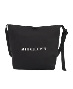 ANN DEMEULEMEESTER Logo Shoulder Bag - Black
