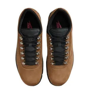 Nike Max Goadome Low Lace-up Sneakers