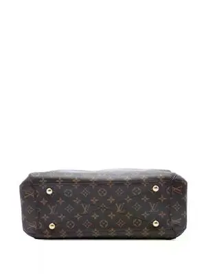 LOUIS VUITTON Monogram Montaigne Gm Satchel
