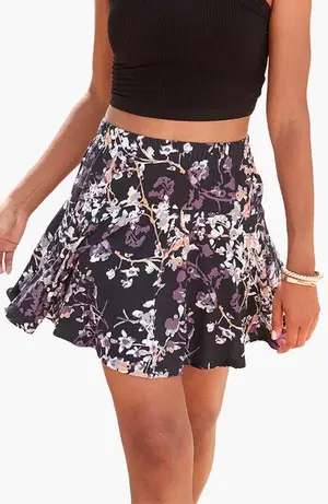 LASCANA Floral Print Skort