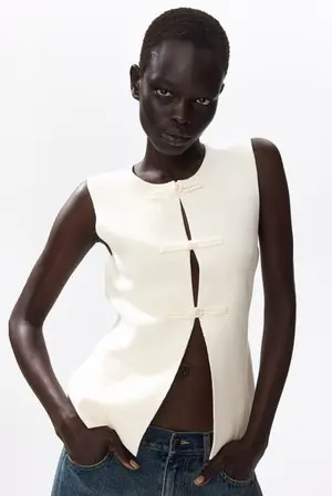 H&m Sleeveless Button-front Top